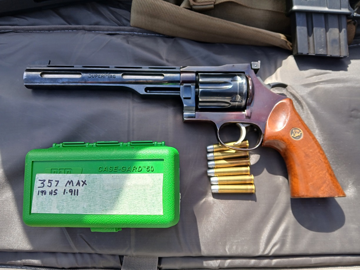 Dan Wesson 357 Max, School me please :) | Single-Actions