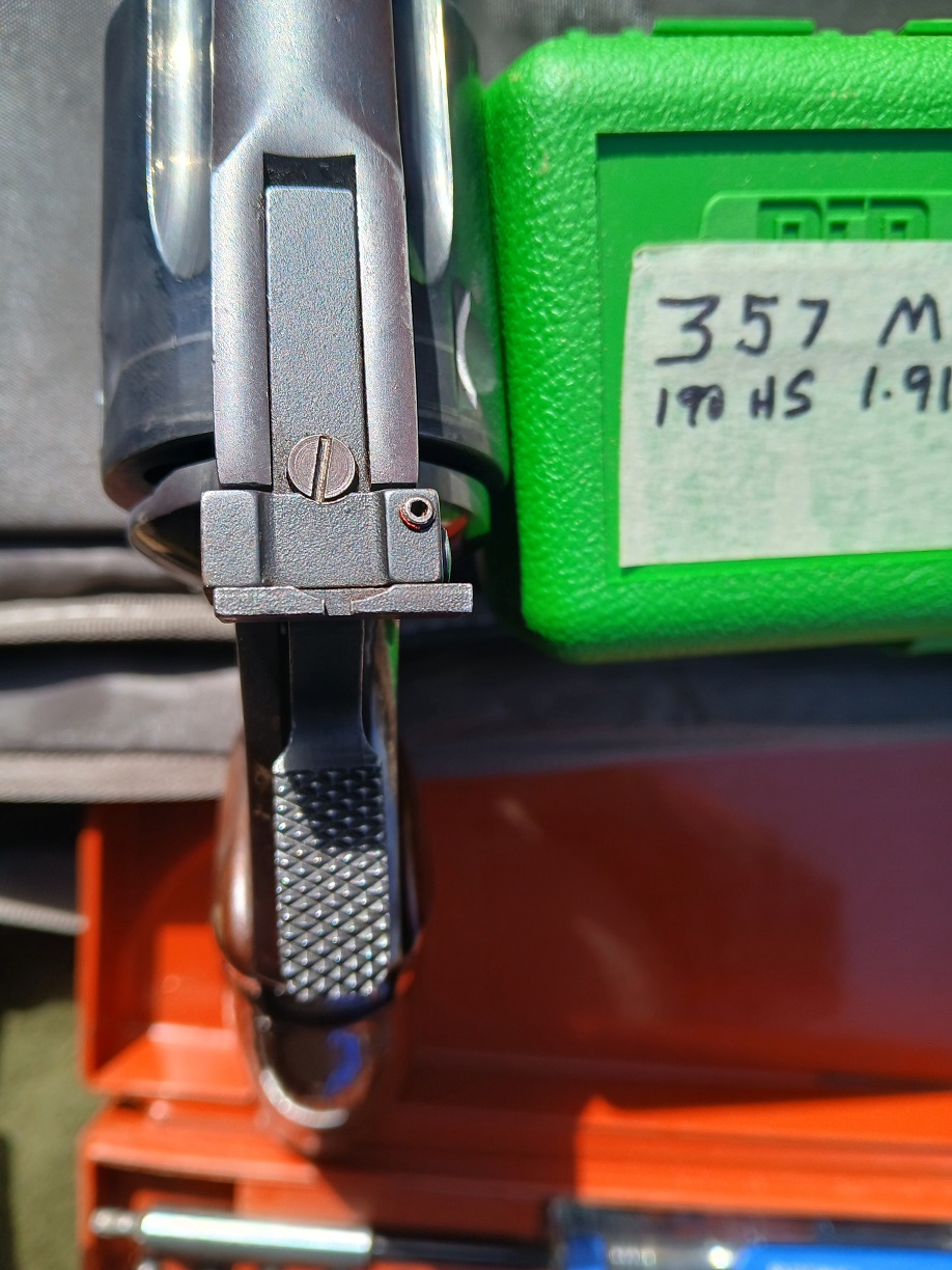 Dan Wesson 357 Max, School me please :) | Single-Actions