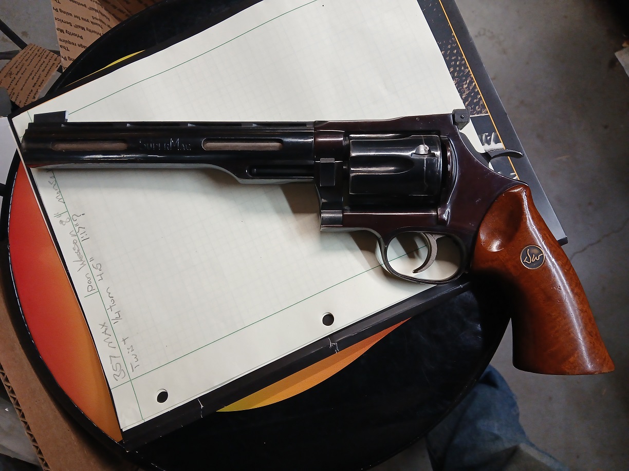 Dan Wesson 357 Max, School me please :) | Single-Actions